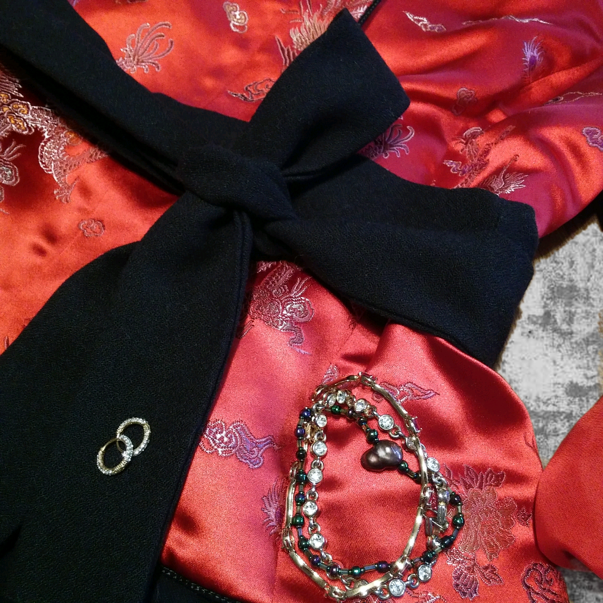 Made for Each Other: A Look Book Love Story – Sharon Batts Style