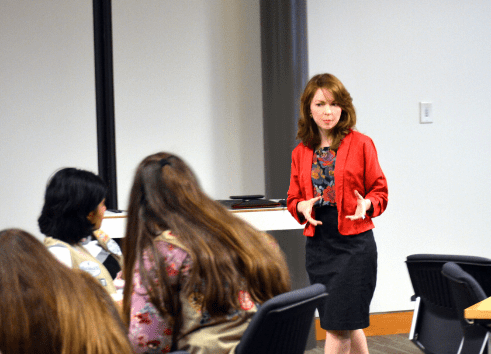 Corporate Consultations & Speaking – Sharon Batts Style